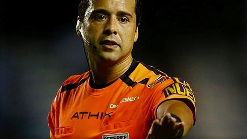 Diego Ceballos fue designado para dirigir el partido de Quilmes-Mitre ...